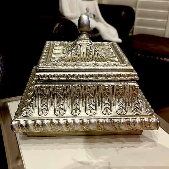 Bombay | Accents | Vintage Silver Keepsake Trinket Collectible Box ...